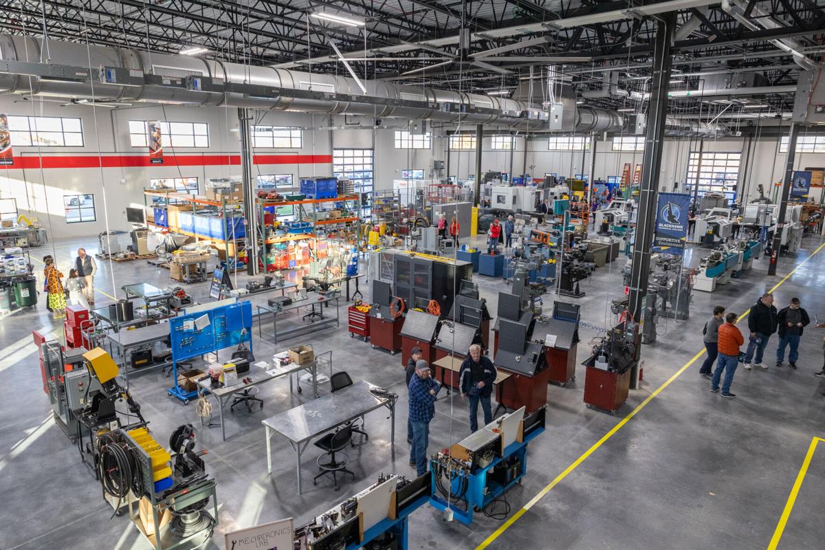 Blackhawk Tech Opens New Manufacturing Education Building